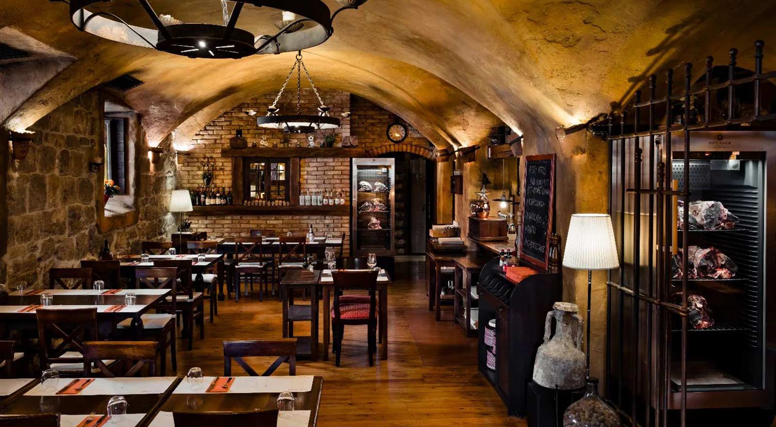 23 Best Split Restaurants: Where To Eat In Split, Croatia